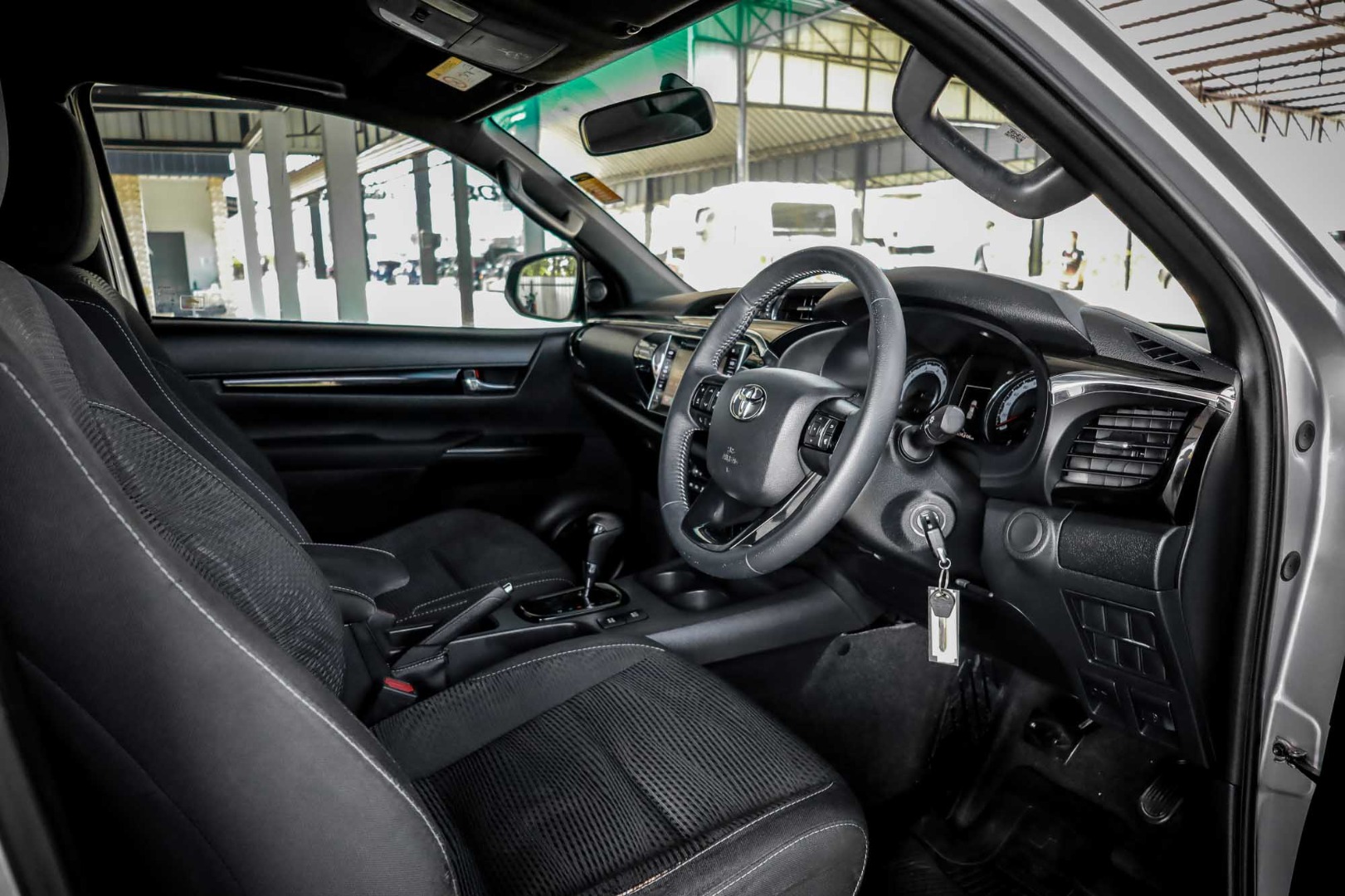 TOYOTA HILUX REVO SMART CAB PRERUNNER 2.4 ROCCO (B1503) | Boy Auto Group