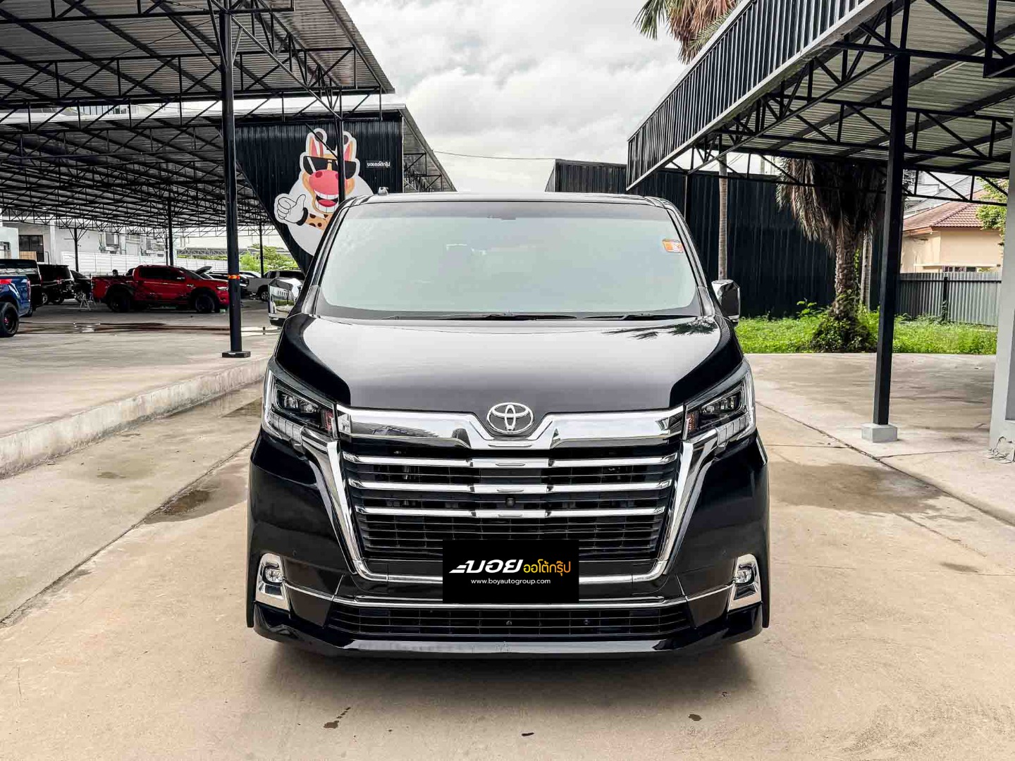 TOYOTA MAJESTY 2.8 PREMIUM (A2716) | Boy Auto Group