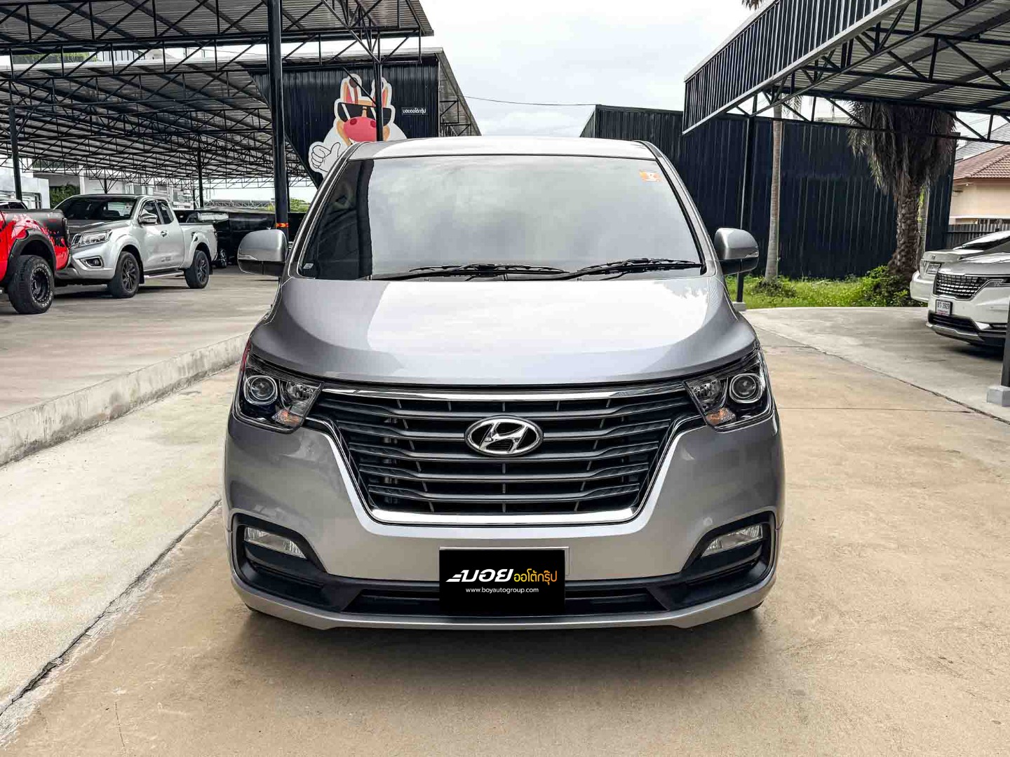 HYUNDAI H1 2.5 TOURING (11ที่นั่ง) (A2756) | Boy Auto Group